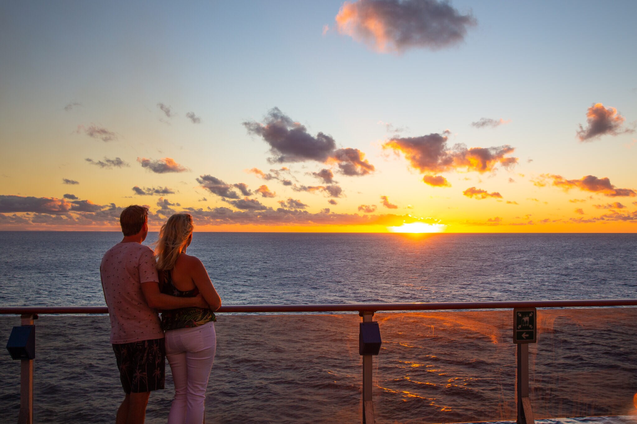 Romanitc Things for Couple on a Cruise | Carnival