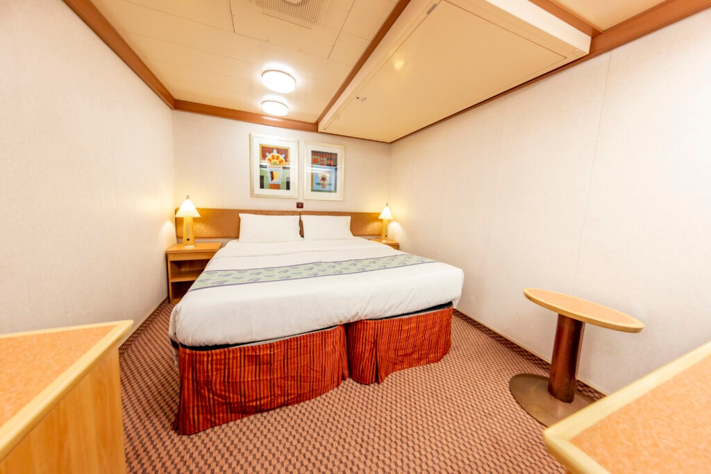 Browse Carnival Luminosa Deck Plan | Carnival