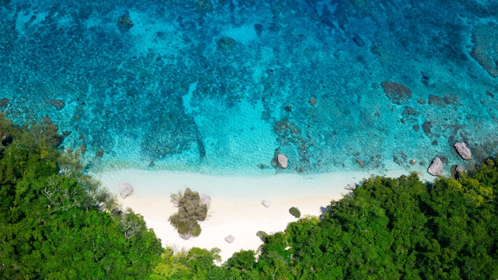 Island Hopping: South Pacific Island Cruises | Carnival